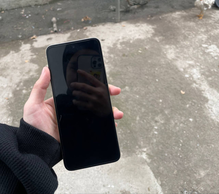 Redmi 13 karobka dakumenti bor