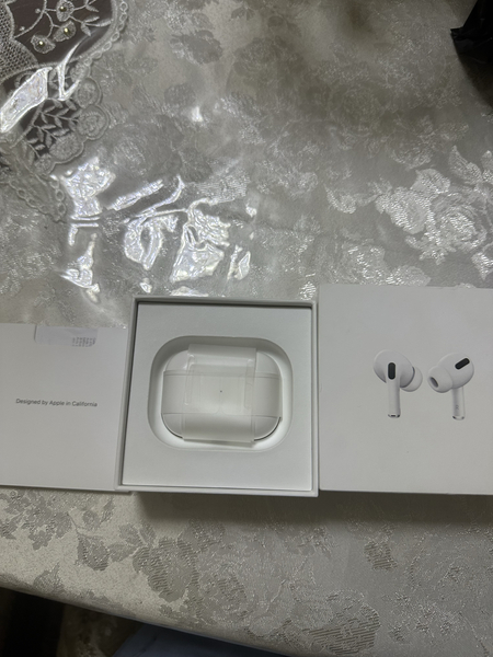 Apple airpods pro