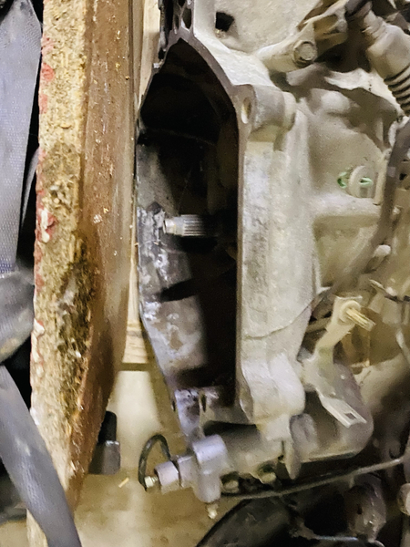 Продается мотор Honda Fit полный комплект каробка