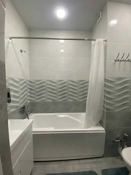 Аренда квартиры в Новостройке (gardens residence)3/3/7 ID:KM157