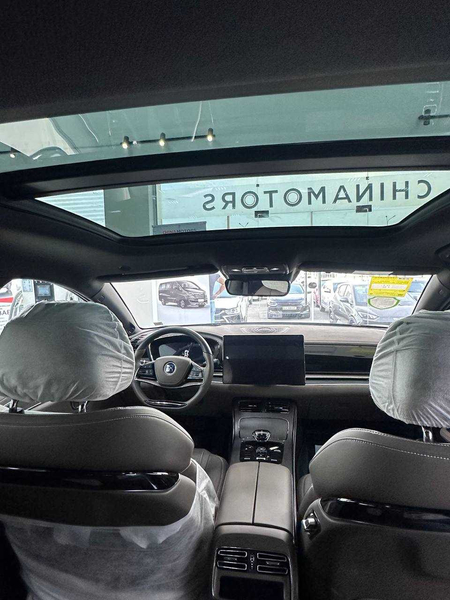 BYD Han 715 km Qora