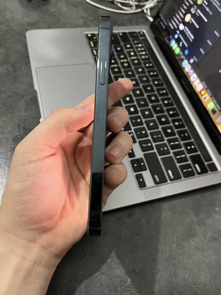 Iphone 12 pro blue 78% 128 karopka doc yoq ideal holatda hamma radnoy