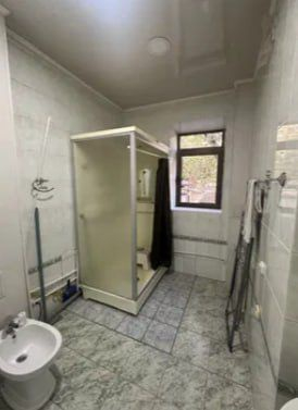 Квартира на Ракат 2/2/4 общ пл 60м  Высокопотолочная
