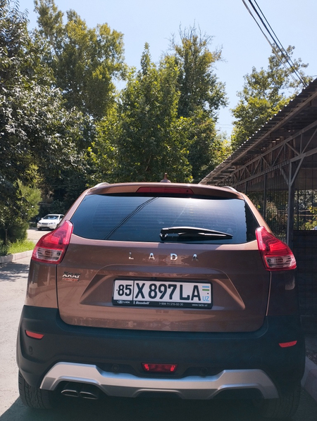 Продается X RAY Cross Lada