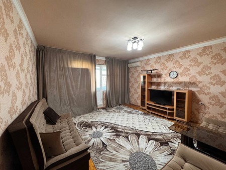 Продается 2/9/9 квартира Яккасарайский раойн.