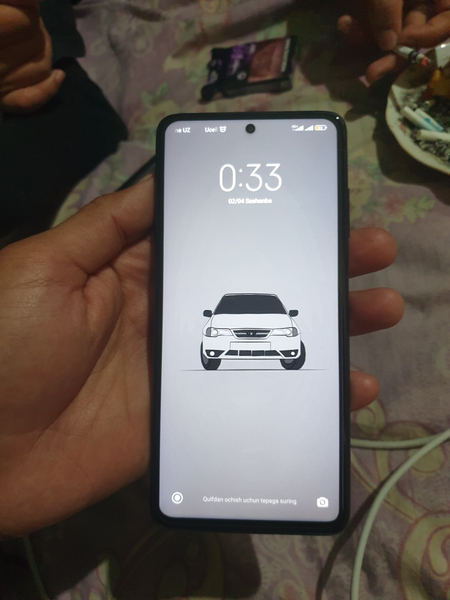Poco x3 sotiladi