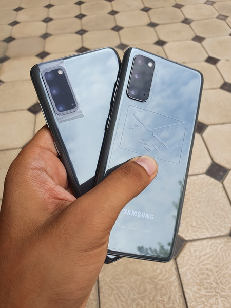 Samsung Galaxy S20 5G. OzU 12/128 GB. Snapdragon 865. Garantya bor