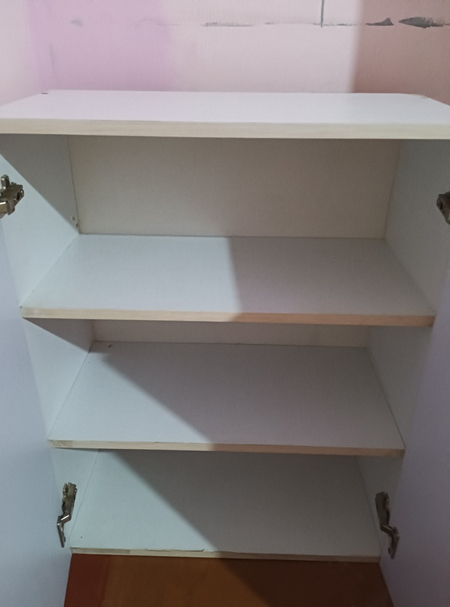 Kuhna mebel holati yaxshi