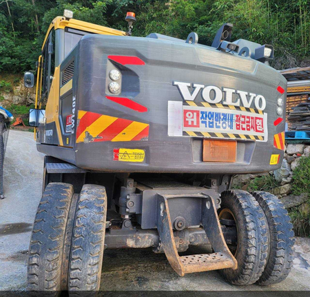 Ekskvator Volvo EW140