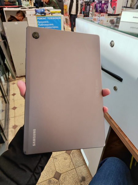 Galaxy Tab A8.   Ideal
