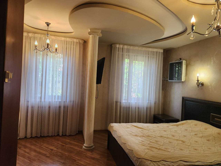 Саид Барака 2/4/4 площадь 60м2, закрытый двор, поликлиника МВД