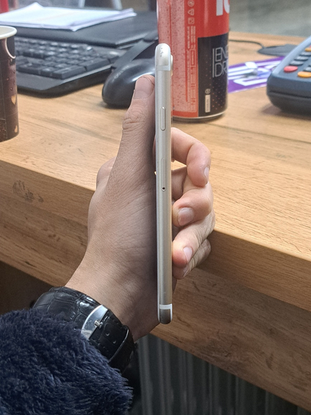 Apple 7 chotki sastayaiya