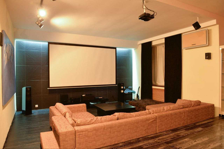 ул.Т.Шевченко Perfectum ГАБУС 4-комн 3/7 184 м² 3 с/у ремонт меб/тех
