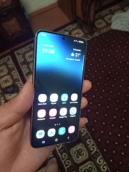 Samsung s22  satiladi