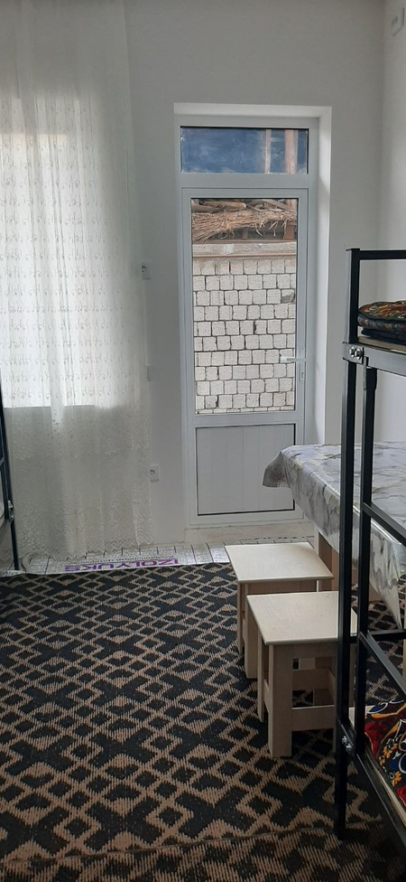 Student Qizlarga Kvartira