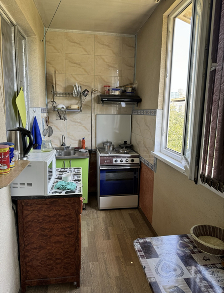 Продам 1/4/4 ком квартиру куйлюк 3
