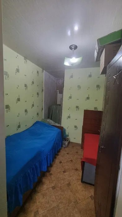 Продам 3х комнатную кирпич Чиланзар 23