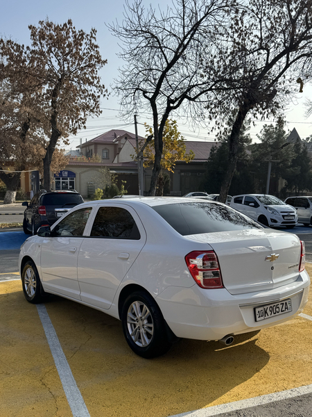 Cobalt 2022 oq rang srochno sotiladi