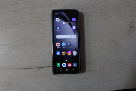 Samsung z fold 5