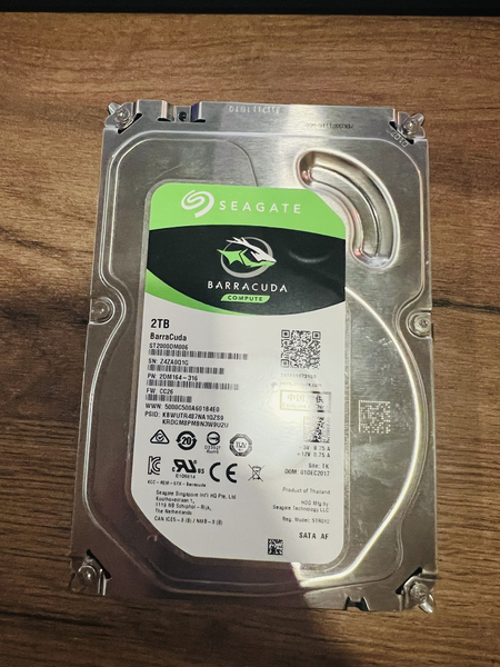 HDD sotiladi srochni