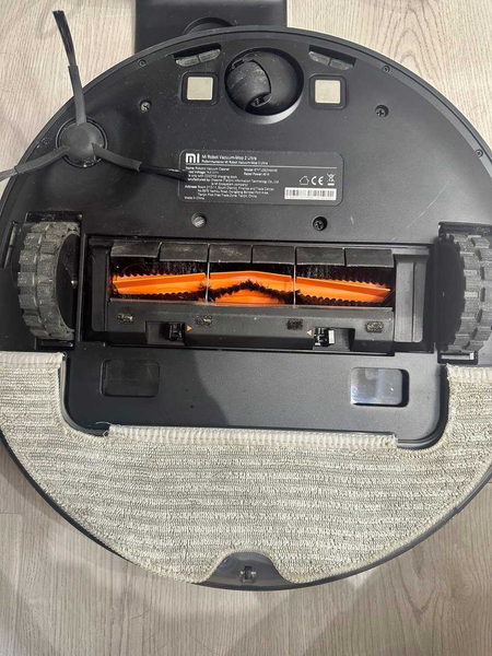 Продается Mi Robot Vacuum Mop 2 Ultra
