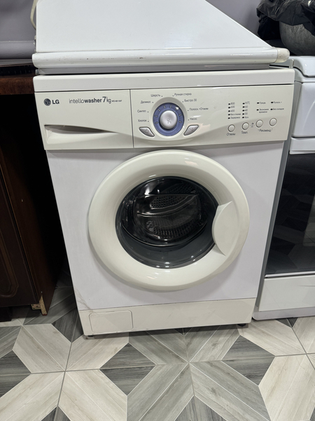 Продам стиральную машинку Lg 7 кг
