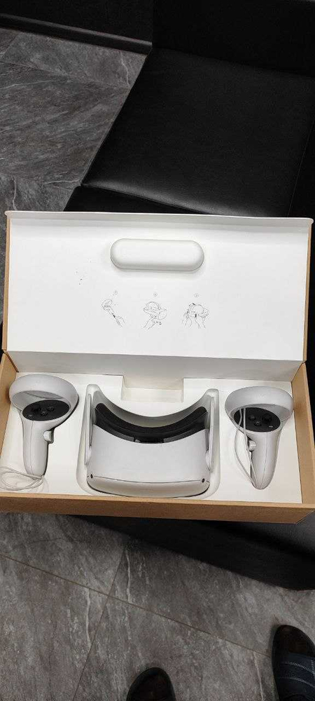 Срочно продам Oculus quest 2