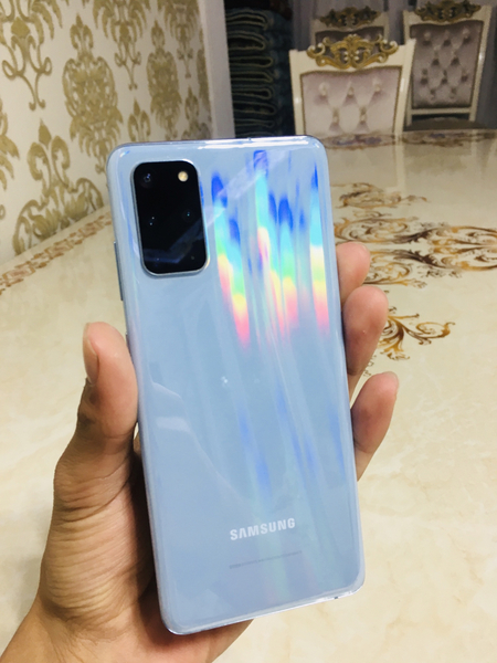 Samsung s20 plus 12/256gb