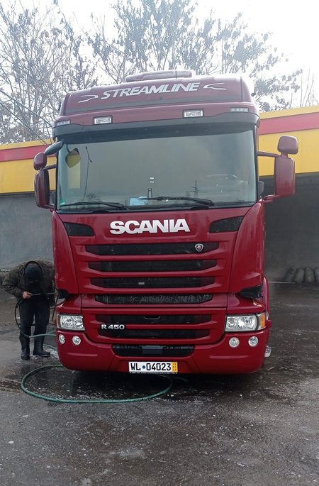 Машина из Германии Skaniya-R 450 производство Швеция.