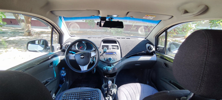 Chevrolet spark.