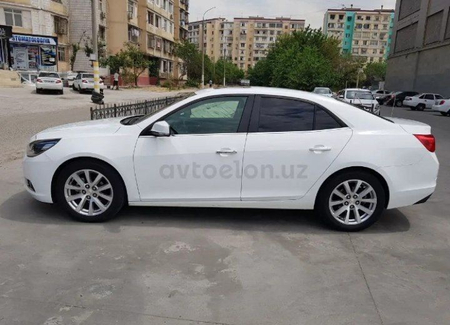 Malibu 3 pozitsa...avtomat. probegi 181 000...kraska toza 100 foyiz.