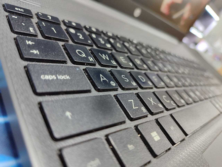Noutbook HP yangi