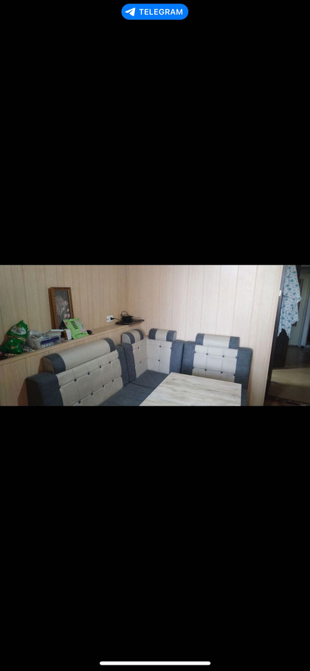 Srochna Qorasuv 1 da 3 xonali uy sotiladi