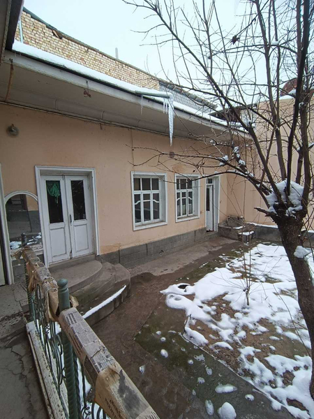 Угловой Дом Думборобод 3,4 сотих