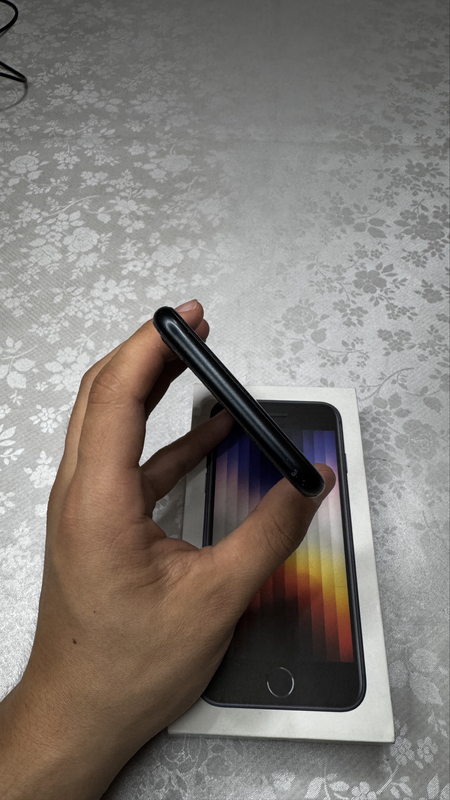 Iphone SE 3 (2022)