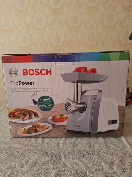 Мясорубка BOSCH.