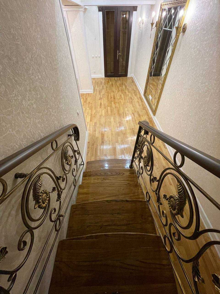 Продаю 2х уровневую квартиру 283м2 в Габусе, м. Айбек, укомплектована