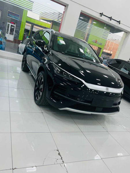 Byd Tang 6 kishilik 730 km