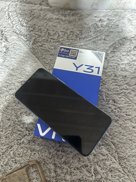 Vivo telefon sotiladi xolati yaxshi