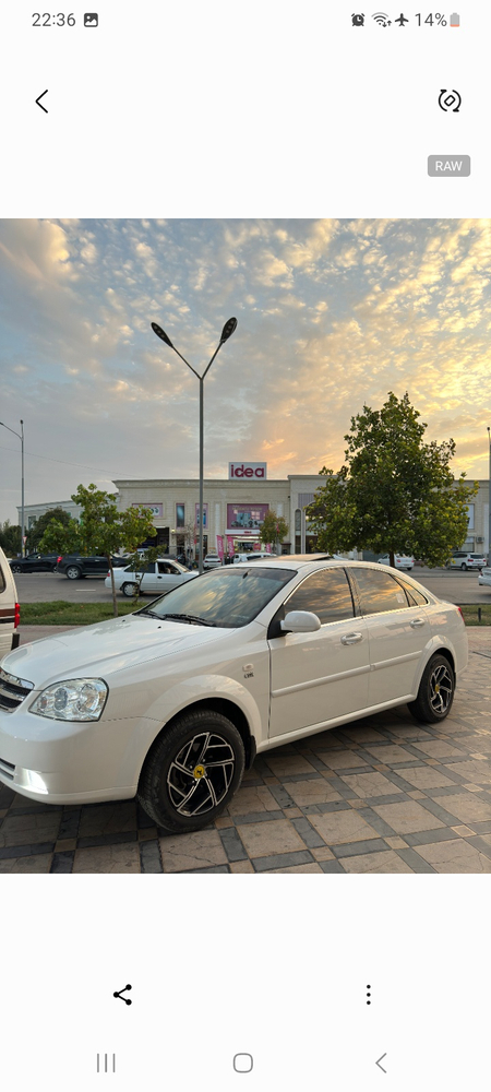 Lacetti 1.6 
Probeg 135.000 xalol
Chexol qilingan+
Video registrator+