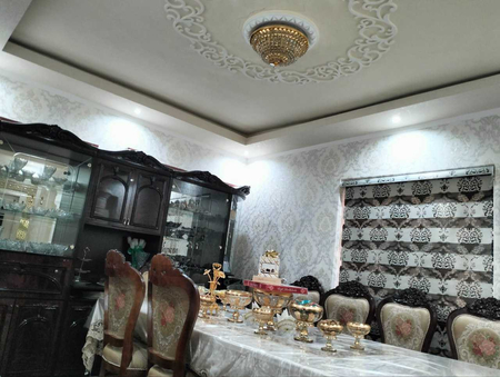 Hovli sotiladi 2 qavatli