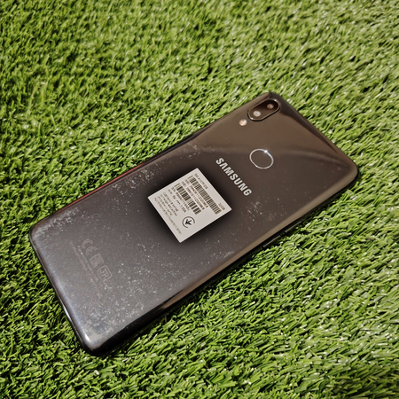 Samsung A10s sotiladi