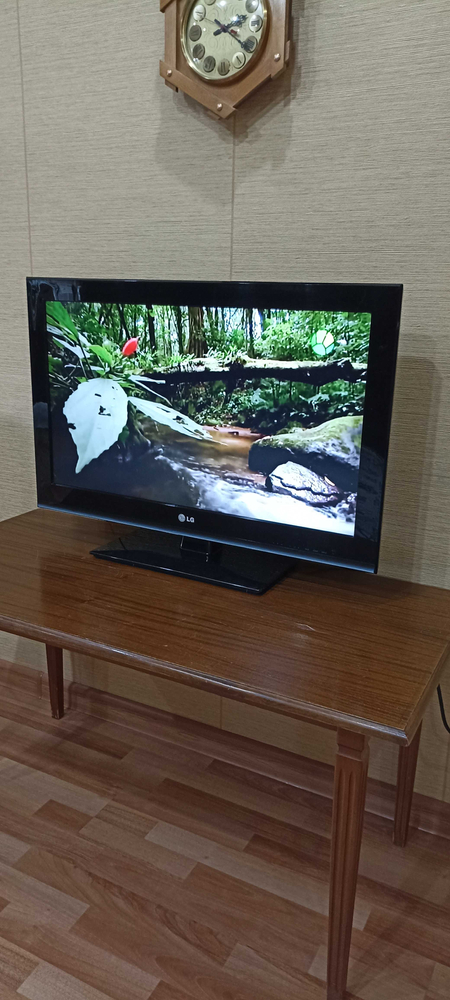 Корейский  телевизор  LG-32