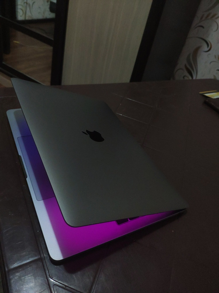 MacBook PRO 14. Touch Bar/Touch iD. Space Gray. В идеальном состояние.