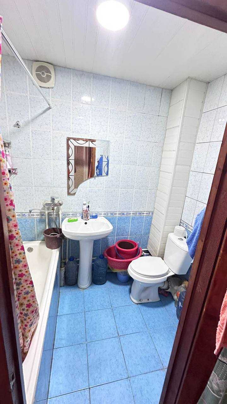 Продаётся 2х комн квартира на 3 этаже Ор-р Динамо Шахнозабону