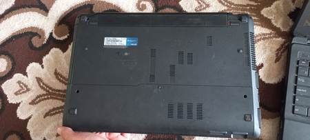 Asus x54h srochna sotiladi!!! zaptchastga ishlatsa ham bo'ladi