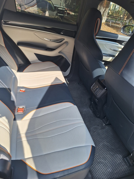 BYD song plus flagship