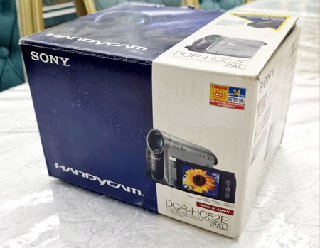 Видекамера SONY DCR HC-52E