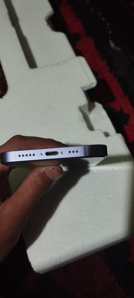 Iphone 12. 128gb holati yangidek turibdi