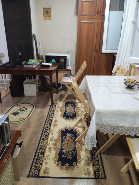 . Срочно.Ор-Тараканчик..  кафей..БУЗ 2.  2ком.1этаж.5этажни.Масковский